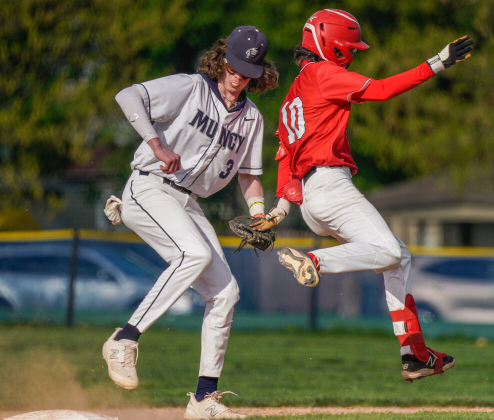 Kadyn Berry throws brilliant 3-hit shutout as Muncy defeats Sullivan in ...